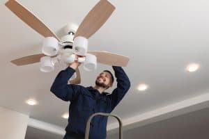 Ceiling Fan Direction For Winter And Summer (Which Way?)
